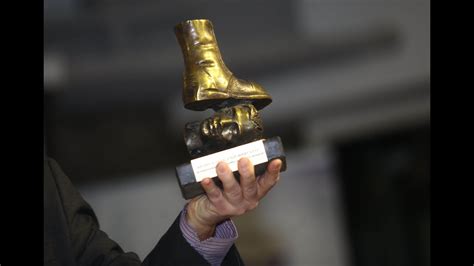 Парламентът с антинаграда за нарушаване на личната неприкосновеност Youtube