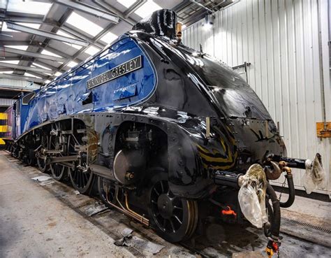 Steam Locomotive 60007 Sir Nigel Gresley Unveiled In Blue Livery
