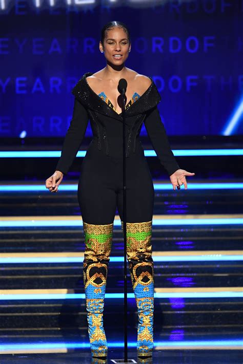 Alicia Keys Black Dress