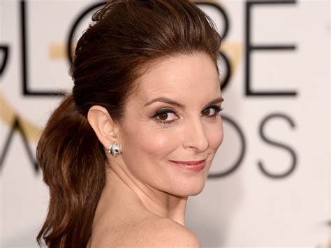 Pandemic Award Shows Arent Great But Tina Fey Is A Great Choice To Host The Golden Globes
