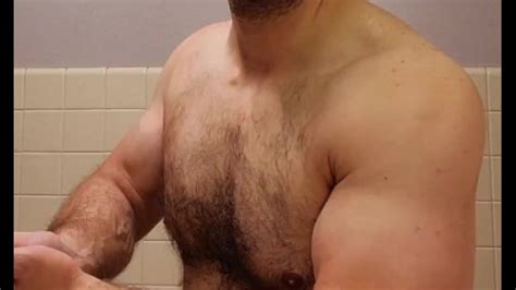 Thick Muscle Bear Flexing