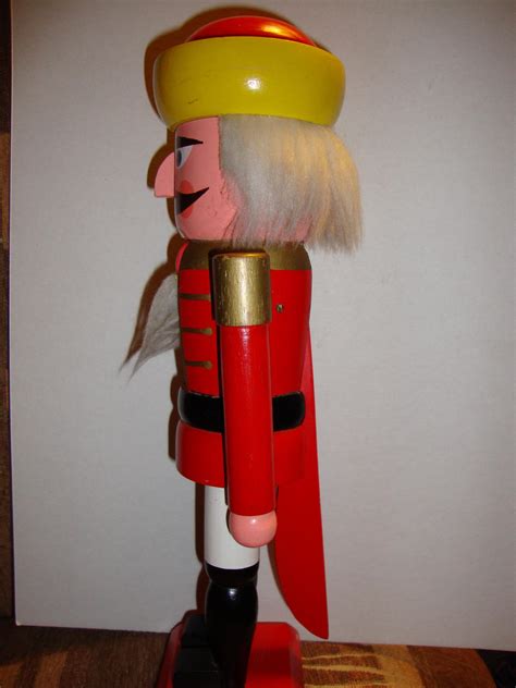 Dziadek Do Orzech W W Muzeum Lutoborka W Myvimu Com