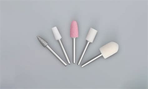 Виды фрез для аппаратного маникюра что означают цвета