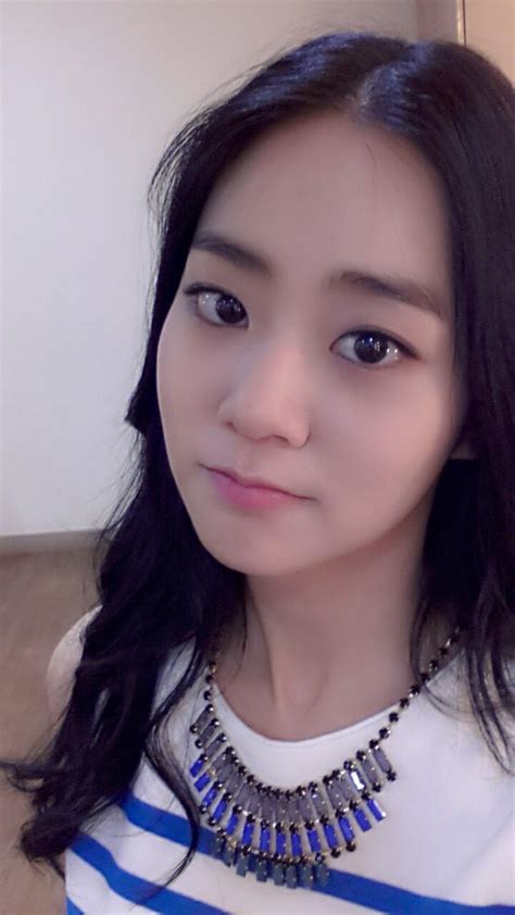 Han Seung Yeon Selca