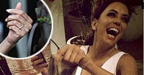 Something To Tell Us Eva Longoria Desperate Housewives Actress Steps Out With Wedding Band
