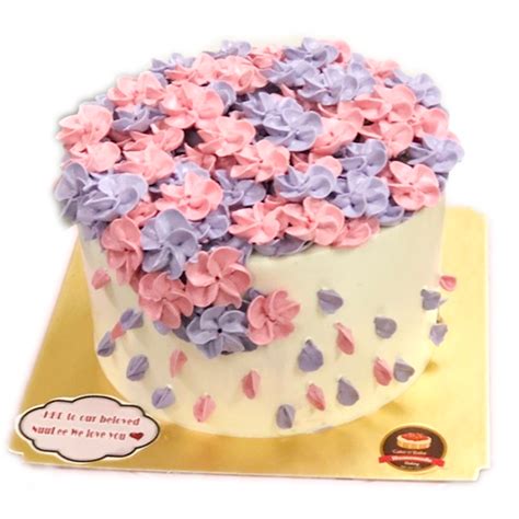 เค้กบีบครีมดอกไม้ • Cake N Baker โรงงานผลิตเค้กและเบเกอรี่