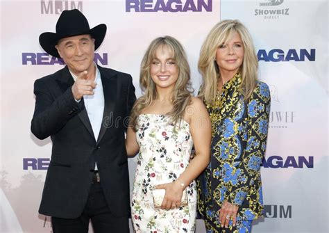 Clint Black Lily Pearl Black And Lisa Hartman Black Editorial Image