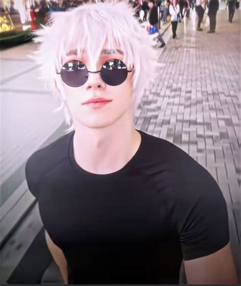 Gojo Cosplay Trong 2024