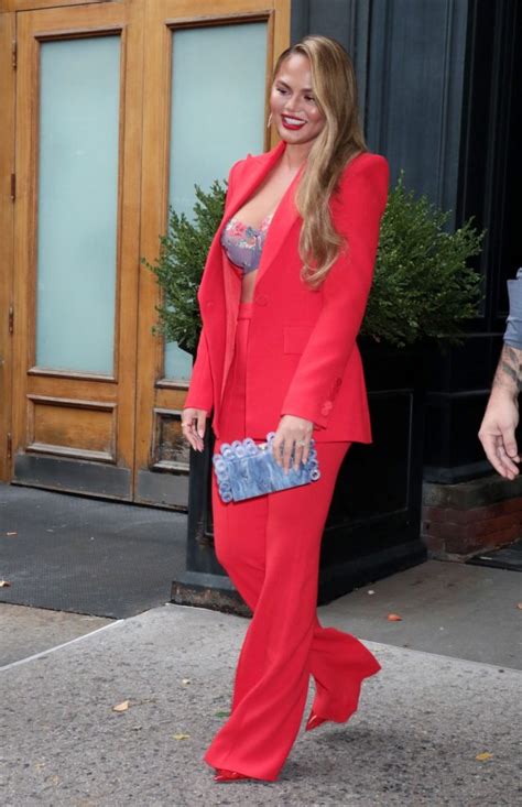 Chrissy Teigen Sideboobs The Fappening