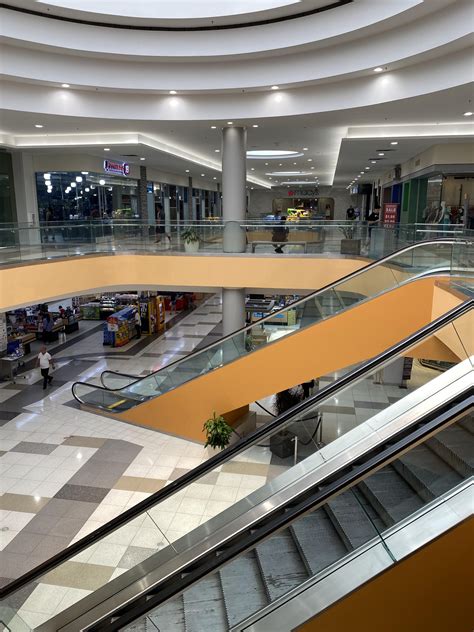 Eagle Rock Plaza Los Angeles Ca R Deadmalls