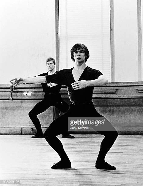 Rudolf Nureyev And Erik Bruhn In Dance Class 1965 Rudolf Noureev Danseurs De Ballet