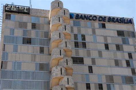 Concurso Brb 50 Aprovados Como Escriturários São Convocados Folha