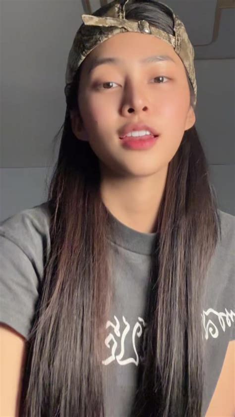 วิดีโอของ Baimint Mg Baimint Mg พร้อมเพลง Whose Girlfriend Cxpy Tiktok