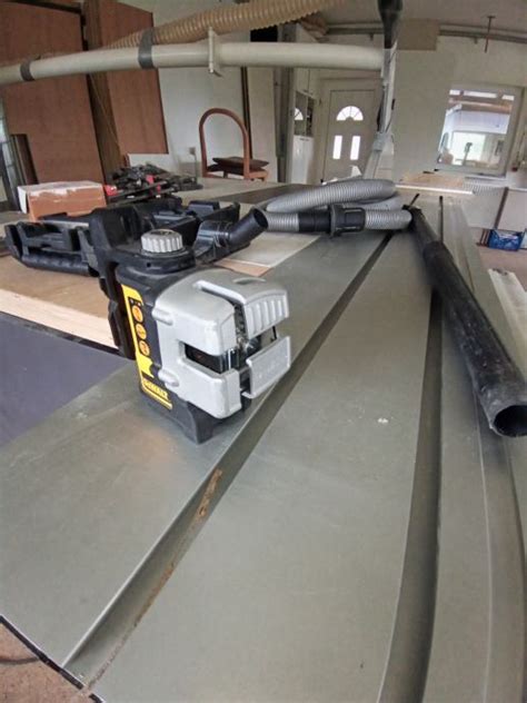 LASER DEWALT DW089, 3linijski