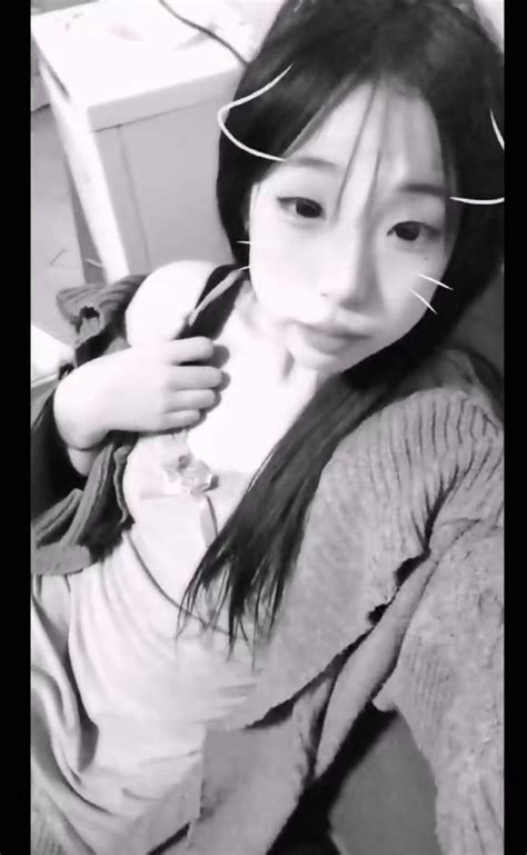 Vi Vi 11直播表演 Eporner