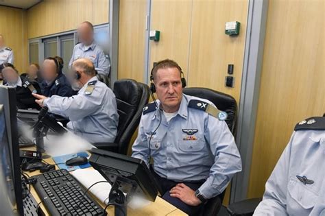 הרמטכל ומפקד חיל האוויר ידיחו את המשרתים הפעילים שחתמו על מכתב הטייסים