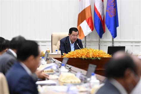 រាជរដ្ឋាភិបាល នឹងដំឡើង ប្រាក់បៀវត្សជូនមន្ត្រីរាជការ និងកម្លាំងប្រដាប់អាវុធឡើងវិញនៅឆ្នាំ២០២៣