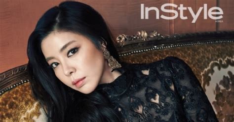 김규리 레이스 룩에 환상 뒤태 관능미 물씬