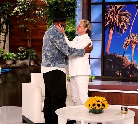 Ellen Degeneres Honors Her Late Dj Stephen Twitch Boss On What Would
