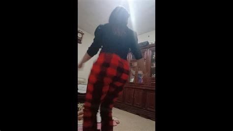 احلي رقص منزلي ساخن دلع قحبه ممحونة رقص بنات التانجو لايف السعودية 03
