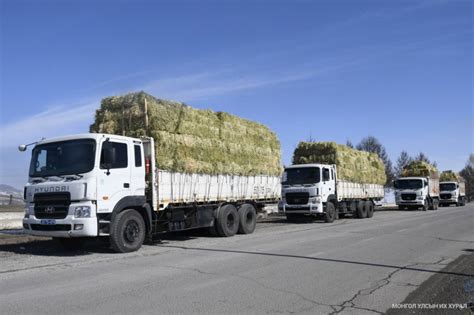 “Эрдэнэт үйлдвэр” малчдад 285 сая төгрөгийн мөнгөн хандив өгчээ