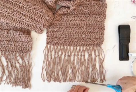 How To Make Double Knotted Fringe Photo Tutorial — Brilliant Life Hacks
