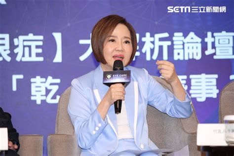 兒患罕病1眼幾乎全盲于美人泛淚若有天他看不到我是他的眼 娛樂星聞