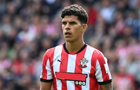 Thông Tin Tiểu Sử Tiền Vệ Trung Tâm Mateus Fernandes West Ham