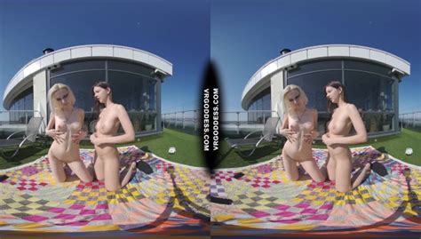 2 Hot Girls Rebeka Ruby And Ingrida Masturbating In The Sun With Glass Dildos Bubbles And