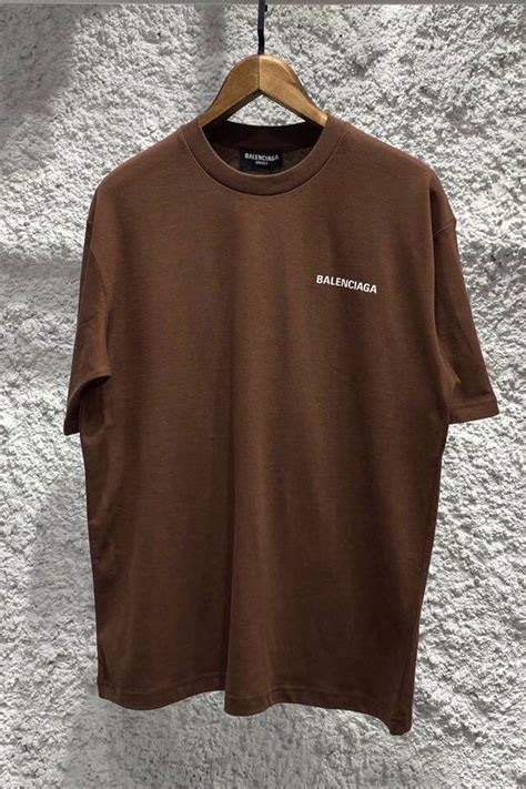 Balenciaga Коричневая оверсайз футболка Medium Fit Vintage