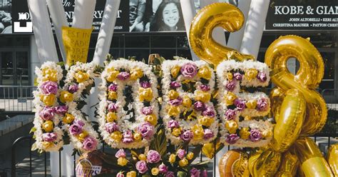 노란색과 분홍색 꽃 화환 사진 Unsplash의 무료 로스앤젤레스 이미지