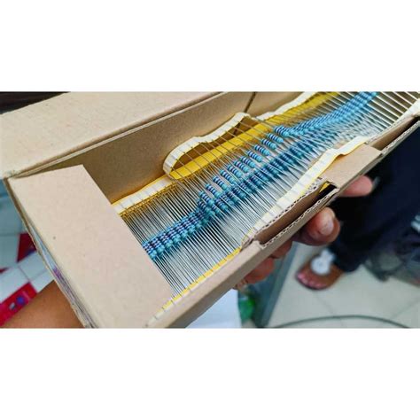 Jual Resistor 1 2 W Toleransi 1 Nilai Kedua Shopee Indonesia