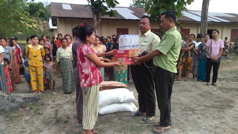 ရခိုင်ပြည်နယ် မောင်တောမြို့တွင်နေထိုင်ကြသူများအား မုန်တိုင်းအန္တရာယ် ကြိုတင်ကာကွယ်နိုင်ရေးအတွက