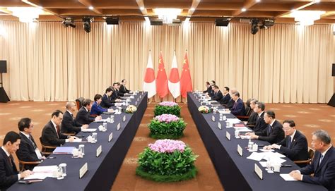 习近平会见日本首相高市早苗凤凰网