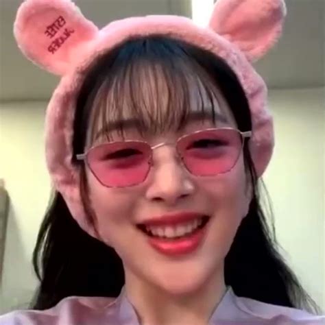 The Pink Princess From Pinkland Sulli Sulli Sulli Loops Sulliloop