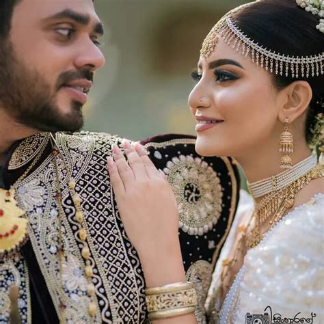 කැටපත් පවුර Srilanka Weddingdress Instagram
