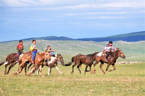 Морь унаач хүүхдийн аюулгүй байдалд анхаарахыг үүрэг болгов Өглөө мн