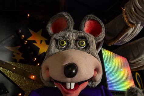 A Chuck E Cheese Adult Game Show Is Really Happening Relevant
