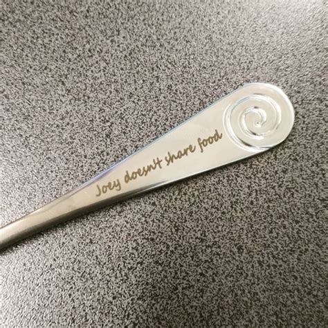 Гравіювання на металі в Києві