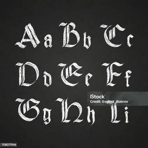 오래 된 손으로 그려진 된 고딕 양식의 편지 흰색 분필 검은 칠판에 Ai 기호 그리기 0명에 대한 스톡 벡터 아트 및 기타 이미지 0명 고대의 드로잉 Istock
