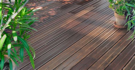 Créer Une Terrasse Sur Plot Choisir Le Bon Gravier Et Géotextile