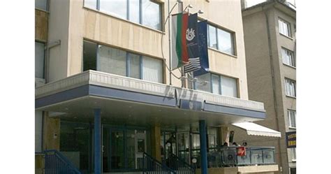 Двама в битка за шефското място на НЗОК