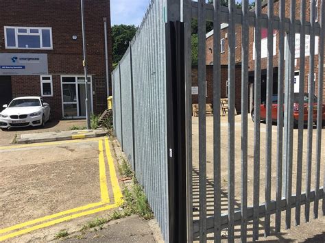 Gatesafe® Gate Hinge Protector Safecare Ireland