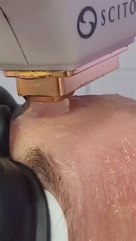 Клиника Южная Краснодар А Вас уже захватили предновогодние хлопоты 🎄 Выбирая наряд для