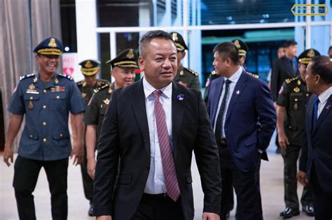 លោក ទៀ សីហា នឹងចូលរួមកិច្ចប្រជុំរដ្ឋមន្រ្តីការពារជាតិអាស៊ាន នៅឡាវ ពីថ្ងៃទី១៩ ២២ ខែវិច្ឆិកា