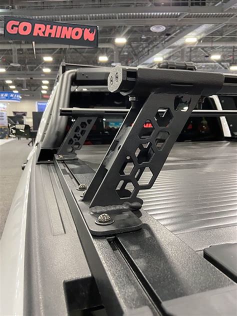 Overland Truck Bed Cross Bars For Full Or Mid Size Trucks With Retrax