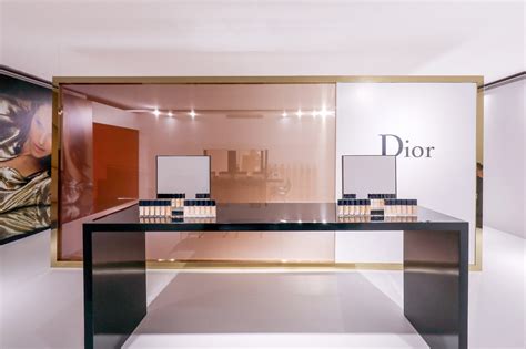 一睹为快 Dior在2019下半年都有哪些漂亮新品发布 搜狐大视野 搜狐新闻