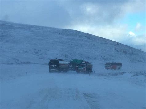 Цасан шуурга шуурч хүйтрэхийг анхааруулж байна