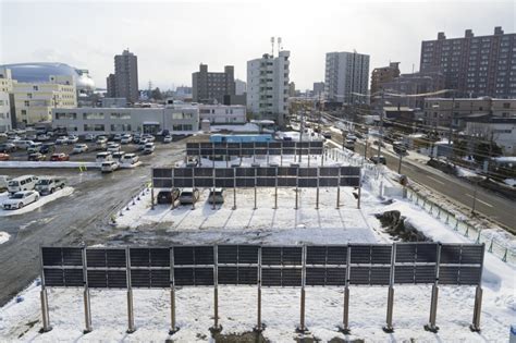 エア・ウォーターが世界初となる、駐車場と併用可能な垂直ソーラー発電システム「verpa（ヴァルパ）」を開発 ガスペディア