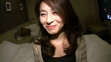 身の回りに潜む清楚な顔したむっつりヤリマン 隠れビッチな素人熟女とワンチャンしたい 隣の淫乱妻 12人 402100 人気av女優観察日記 無料アダルト動画大全集